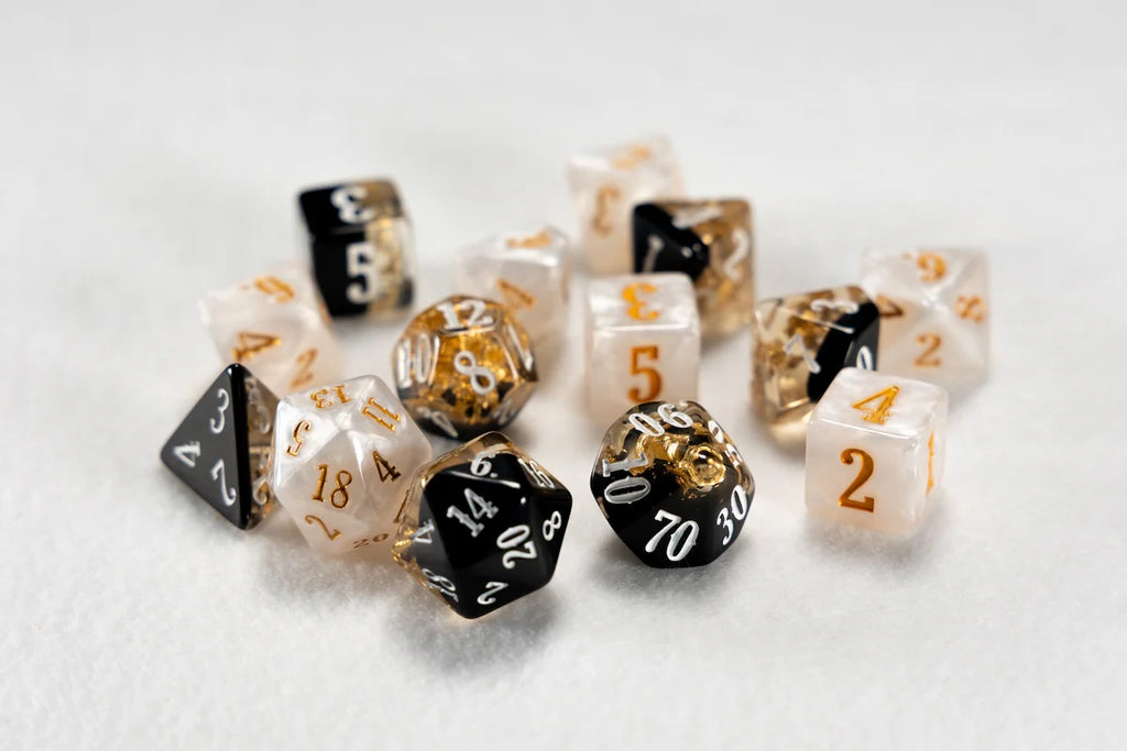 401 Games Canada - Beadle & Grimm's - Dice Set - Epic Character Class ...